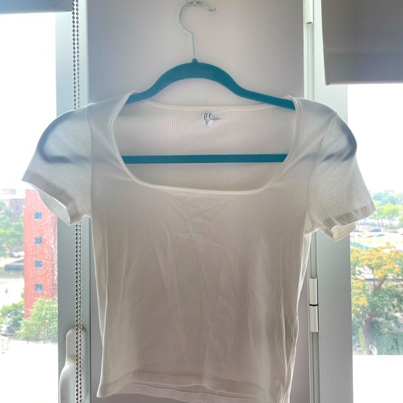 Forever 21 | Tops | White Square Neck Crop Top | Poshmark